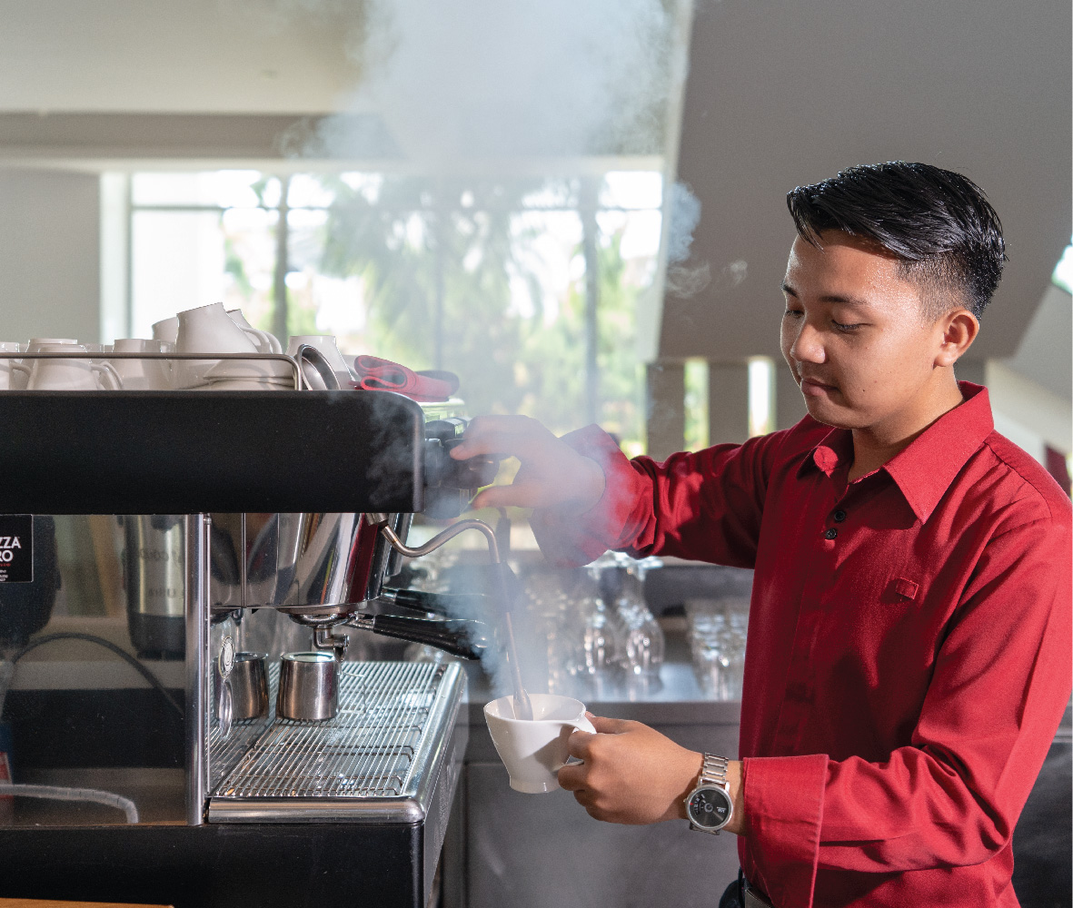 Sirocco Bar and Lounge | Holiday Inn Melaka